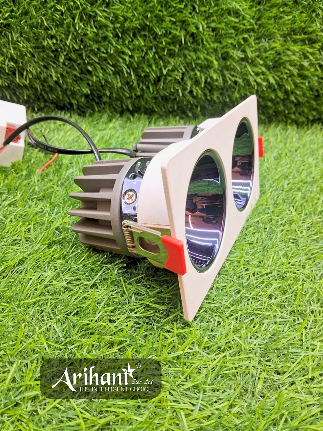 Arihant Star Twin Cob Adjustable Light In 24W For Ceiling